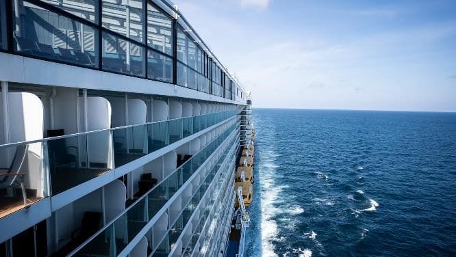 High-Performance Glass | Raising the standard at sea